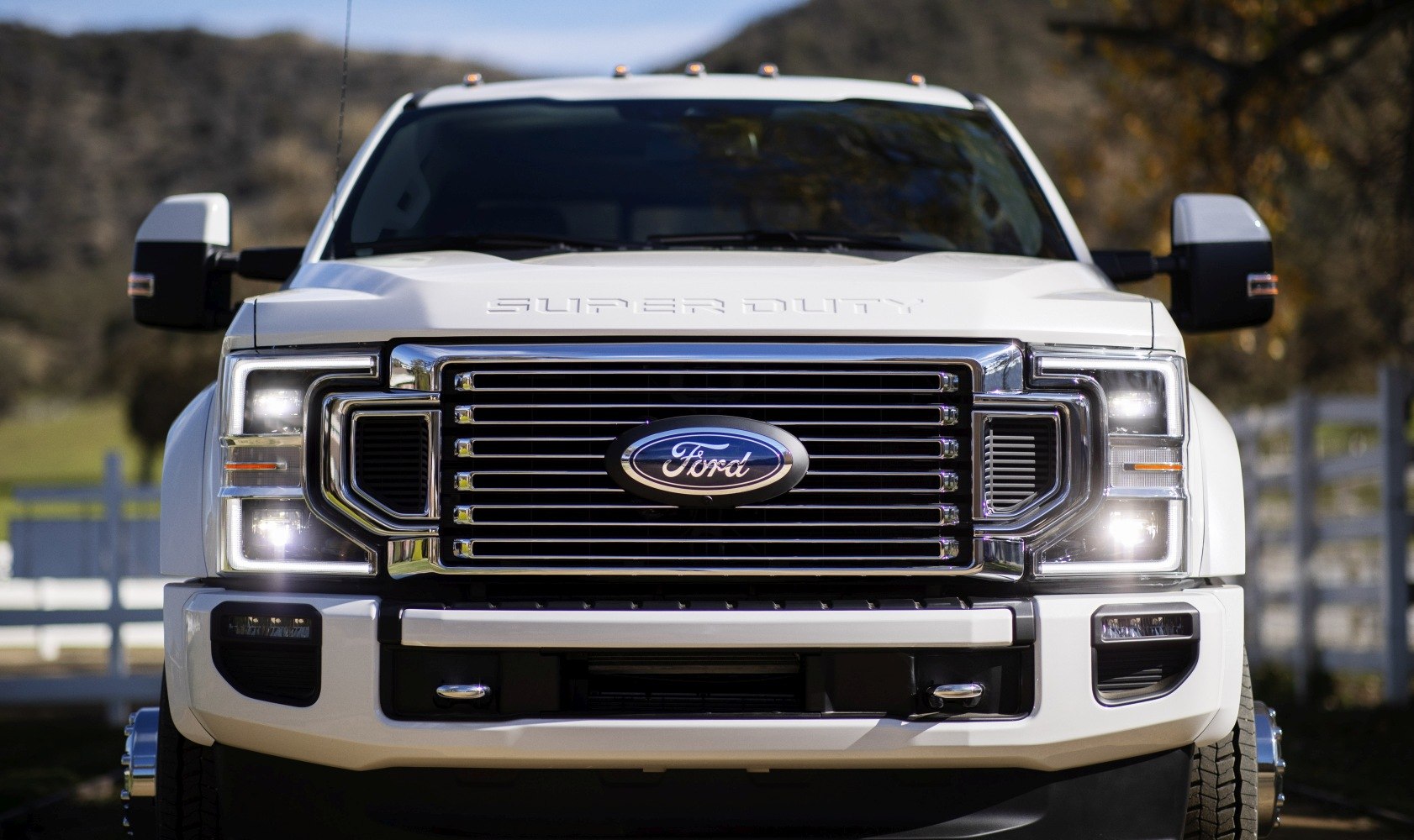 Ford F-450 Super Duty technical specifications and fuel economy